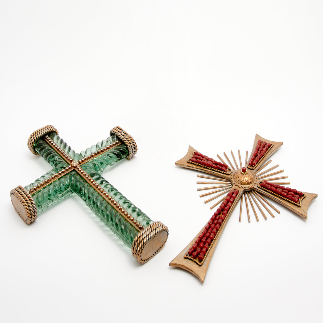 Vintage Italian Red Beaded Crucifix – Saint Atlas